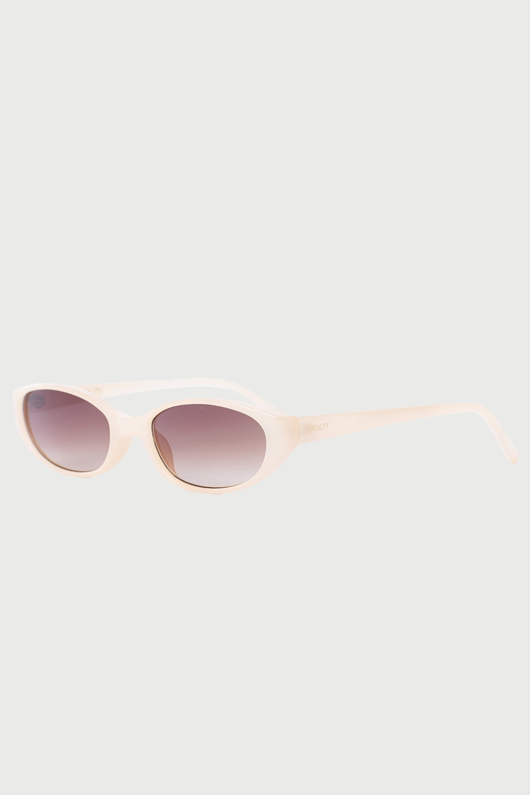Reality Eyewear Velvet Kitten Cream – Perfect Stranger