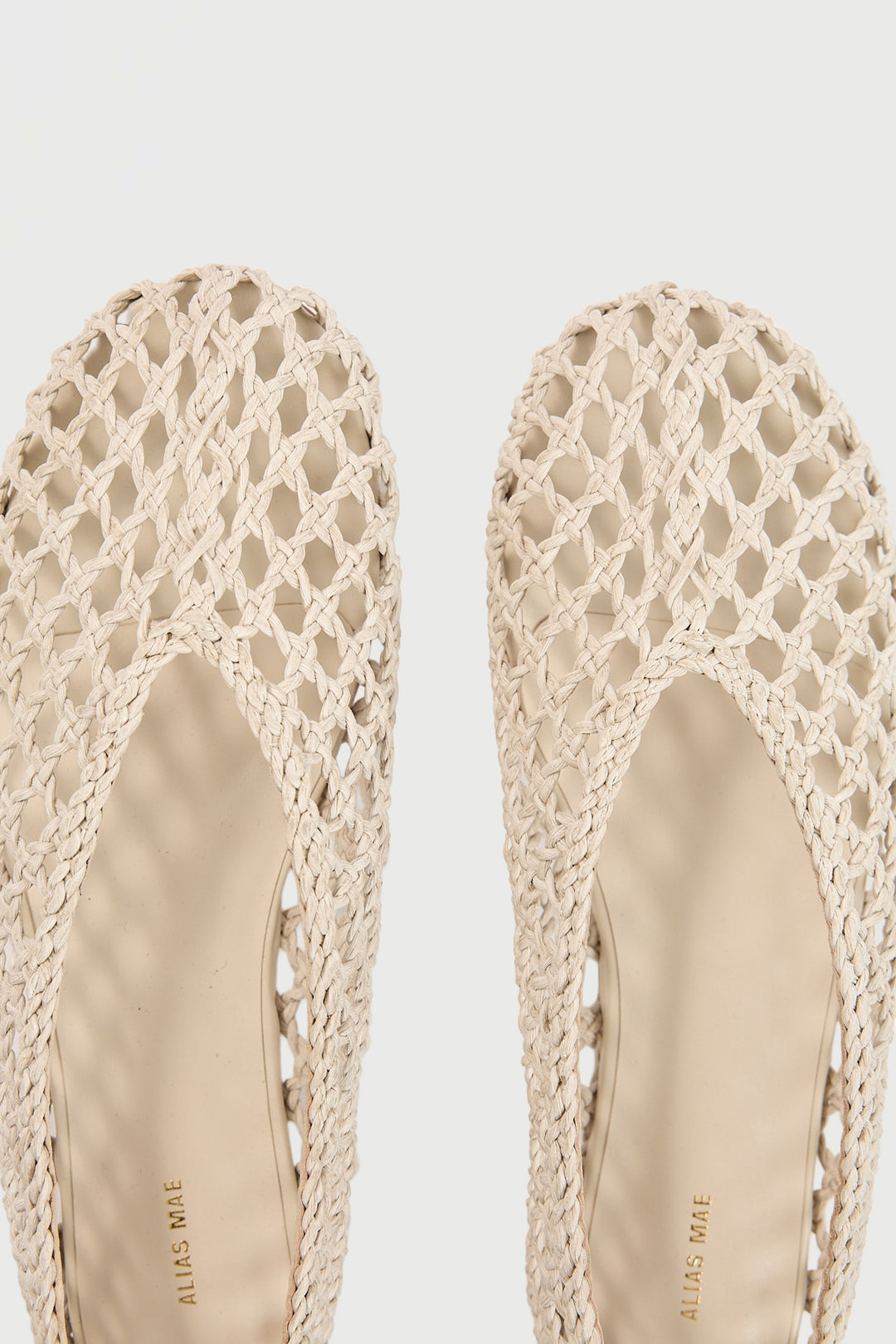 Alias Mae Pierre Bone – Perfect Stranger